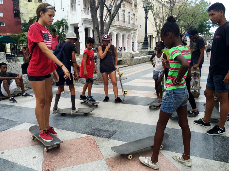 Skate Girls Tribe - Skateboarding for Girls
